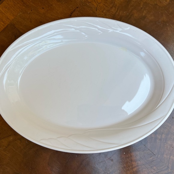 Kitchen | White Ceramic Serving Dish Plate | Poshmark